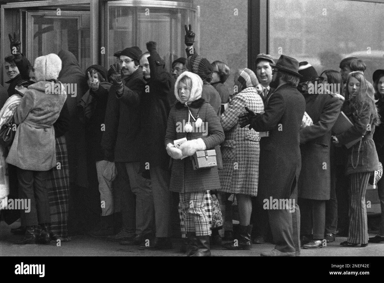 Young people stand line at daylight in hopes of being seated in federal ...