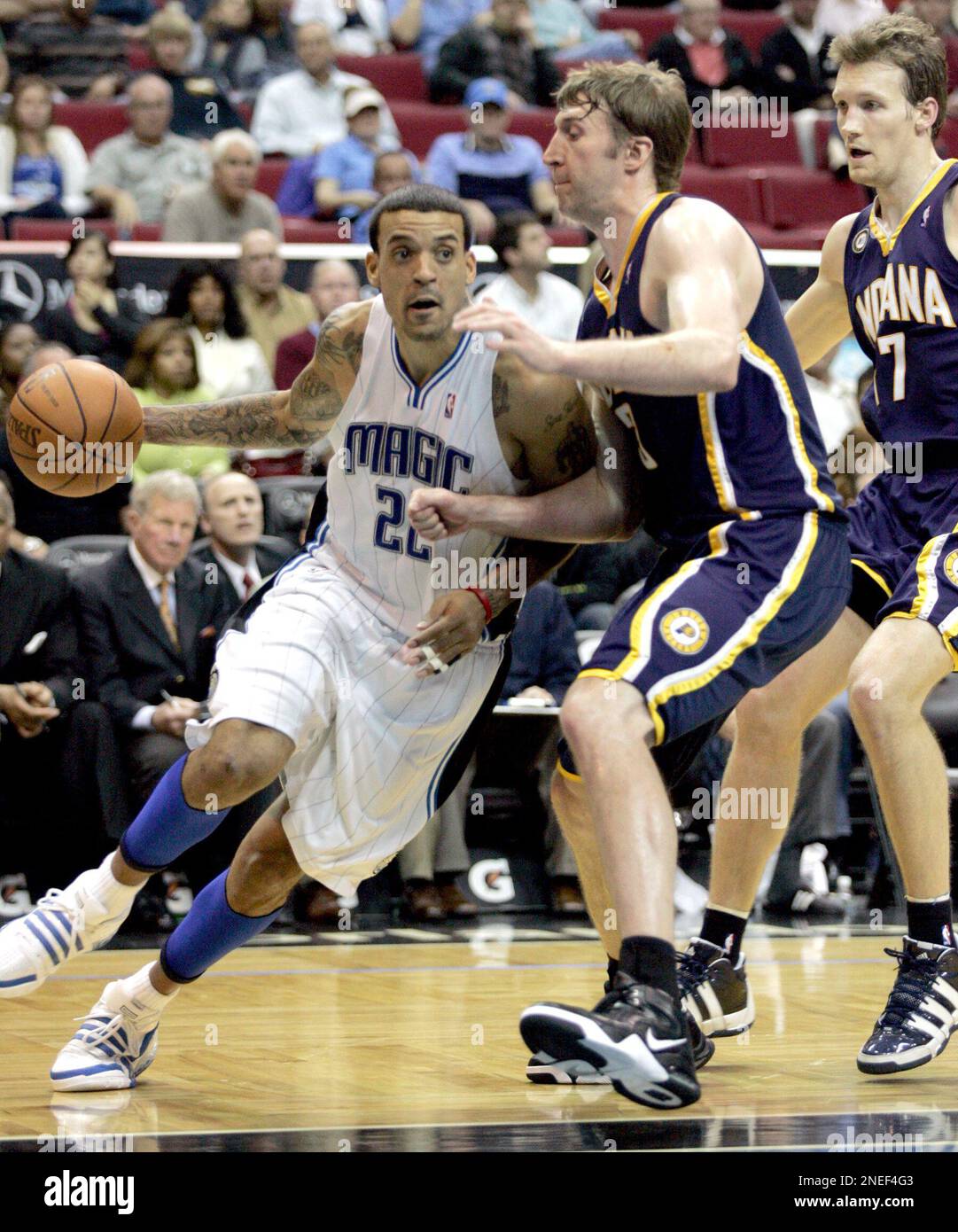 Orlando Magic forward Matt Barnes (22) drives around Indiana Pacers ...