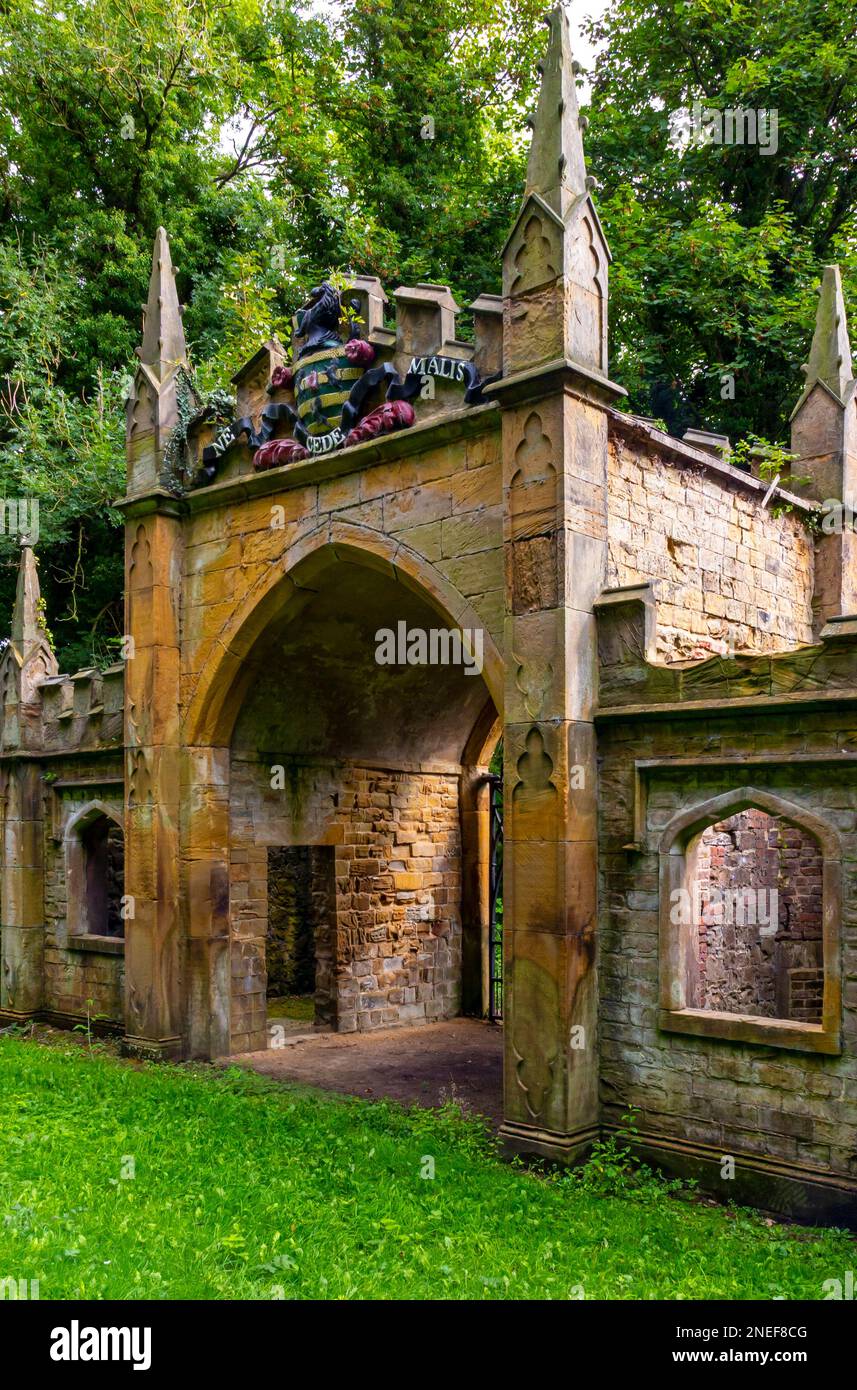Gothic archway renishaw hall hi-res stock photography and images - Alamy