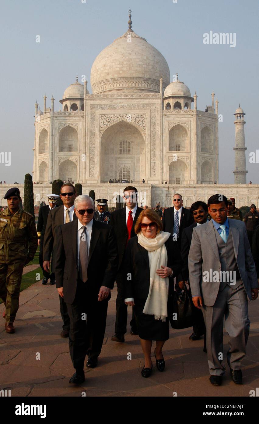 U.S. Defense Secretary Robert Gates, left, and his wife Becky Gates ...