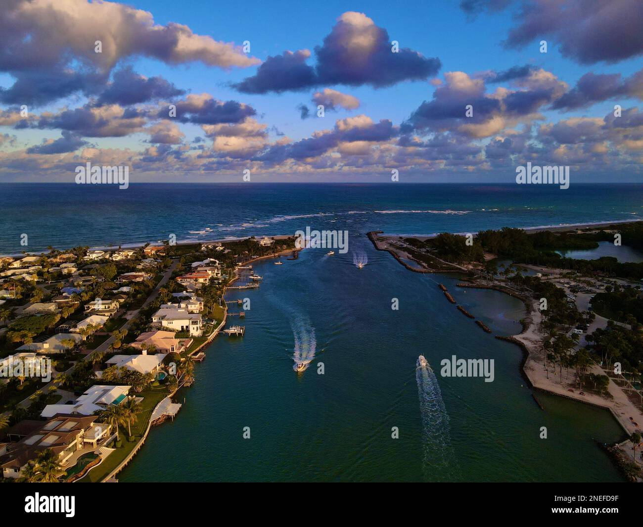 Jupiter beach hi-res stock photography and images - Alamy
