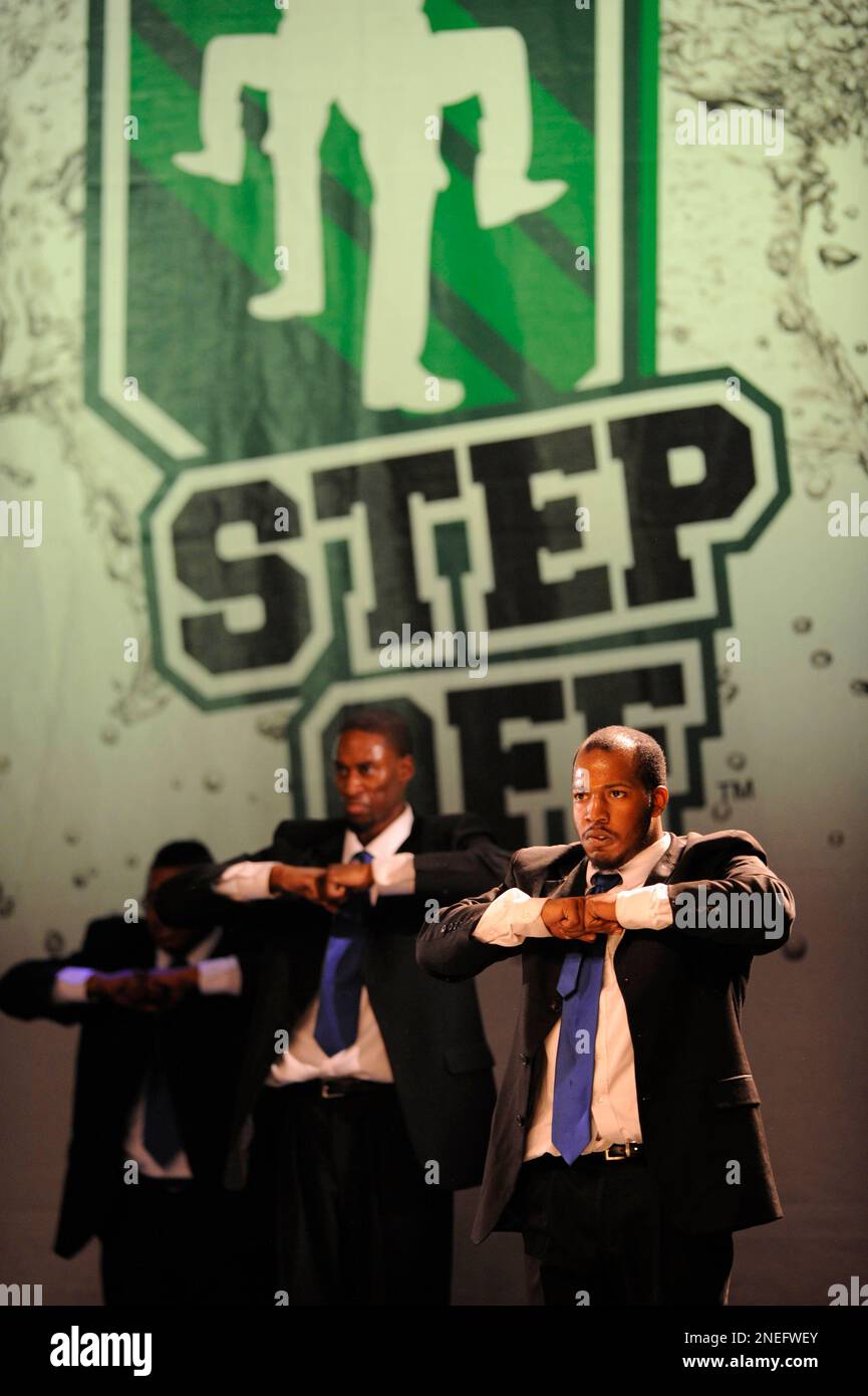 The Phi Beta Sigma fraternity from Southern University performs at the ...