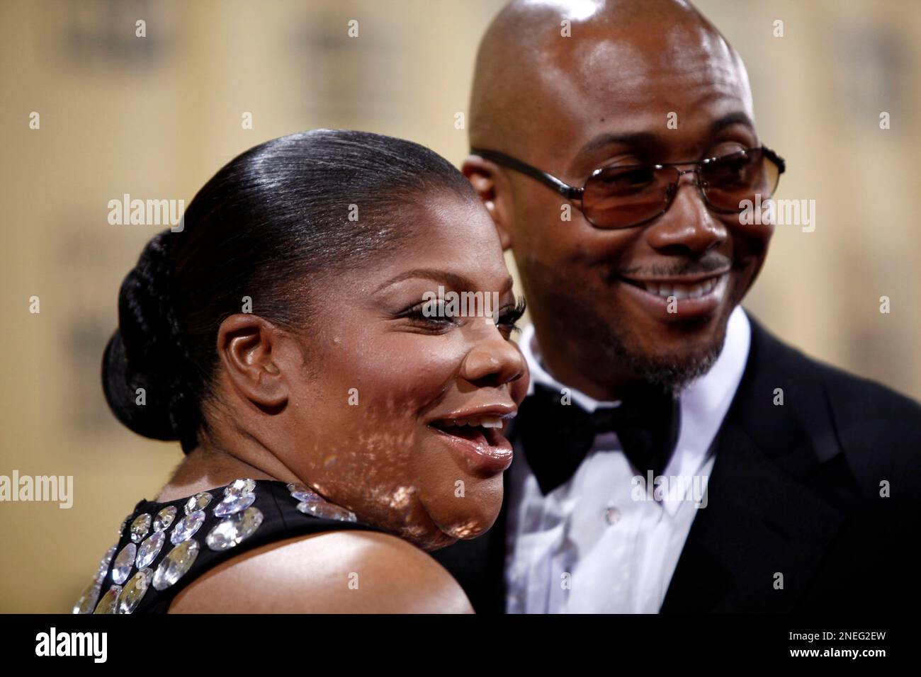 Mo'Nique, left, and Sidney Hicks at the 15th Annual Critics Choice ...