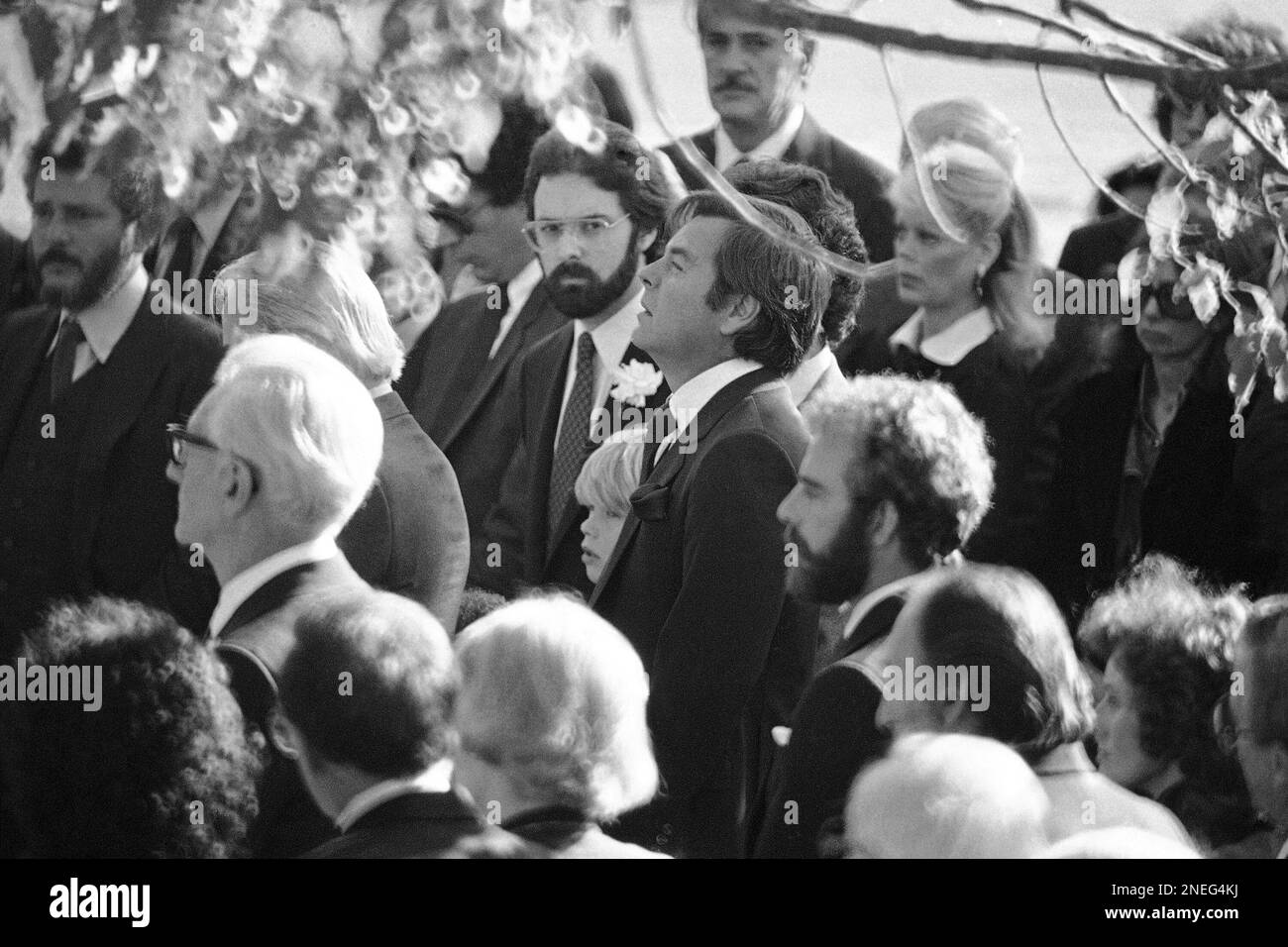 Actor Robert Wagner at funeral services of his wife, Natalie Wood, Dec ...