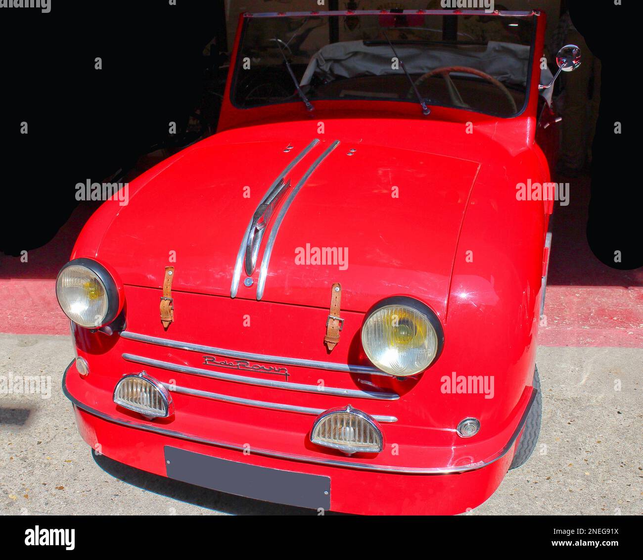 Rovin d4 hi-res stock photography and images - Alamy