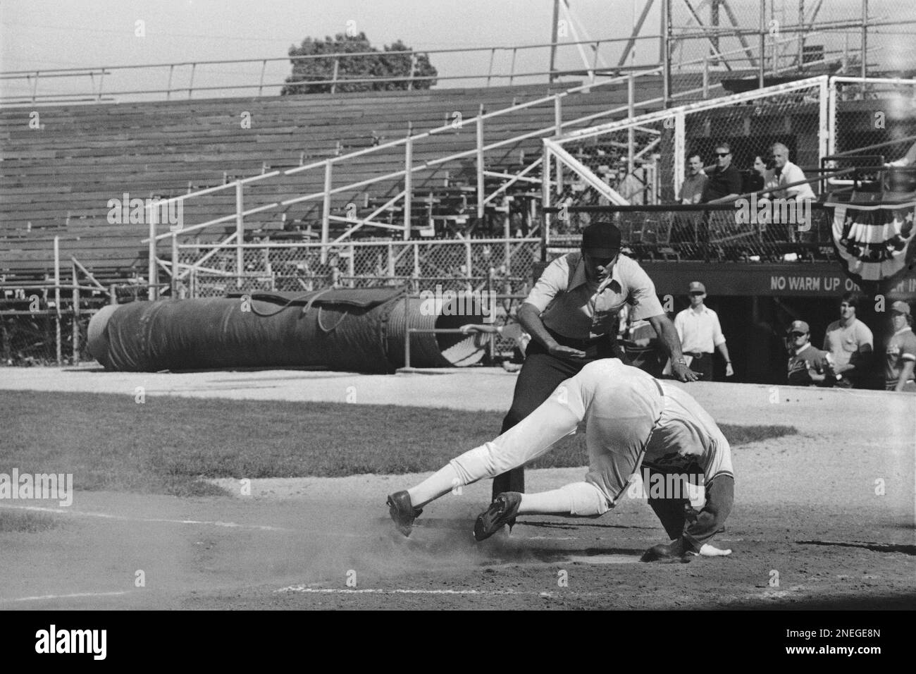 Professional sportsperson sportswear action falling sport hi-res stock ...