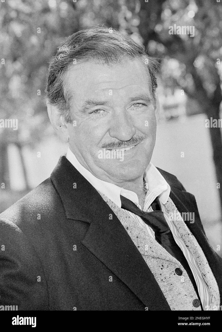 Actor Rod Taylor returns to television CBS series, ?The Outlaws? Sunday ...