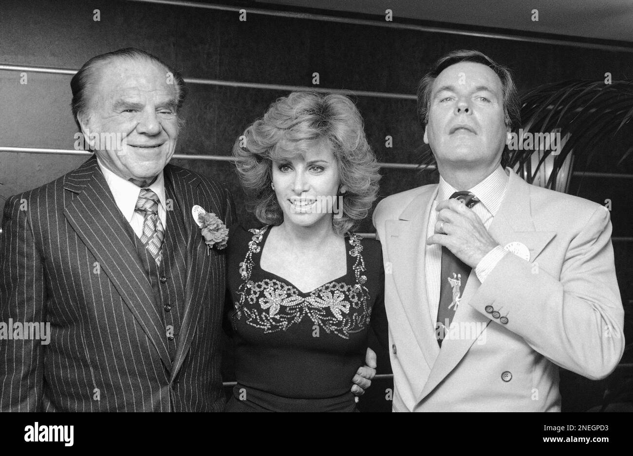 Stars of the hit television series "Hart to Hart," Lionel Stander, left ...
