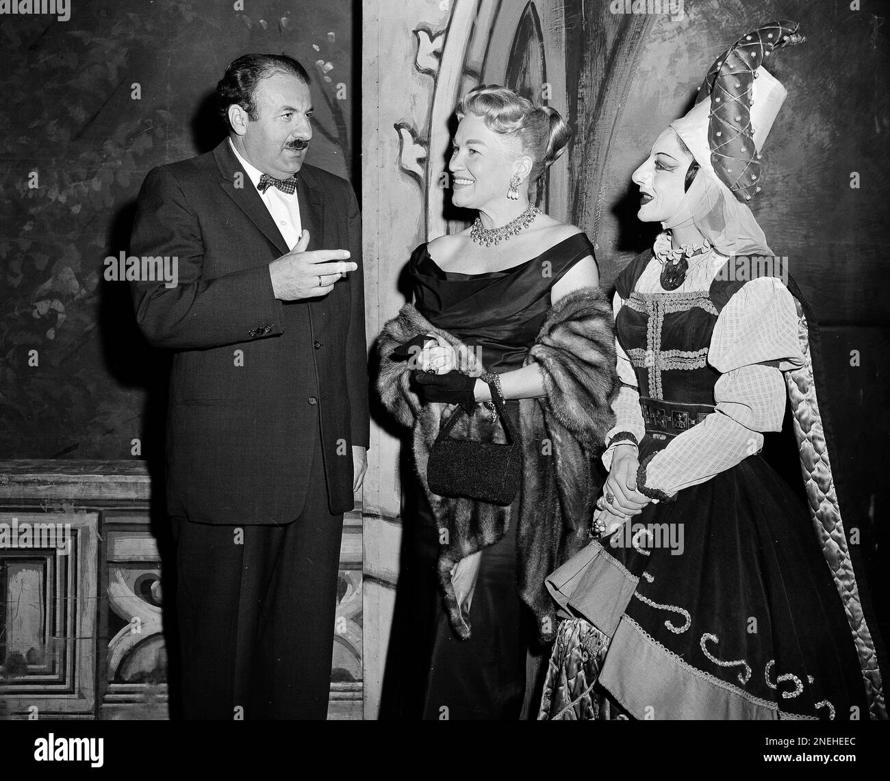 Lou Jacobi, a Canadian actor in Hollywood, Los Angeles on March 31 ...