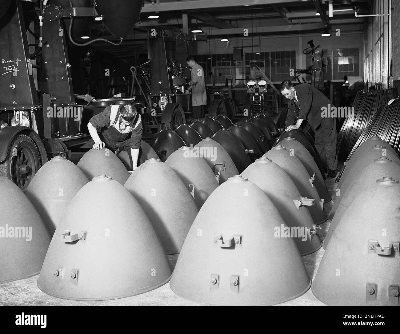 Rows of paraboloids, the 'inner ear' of the sound detectors used for ...