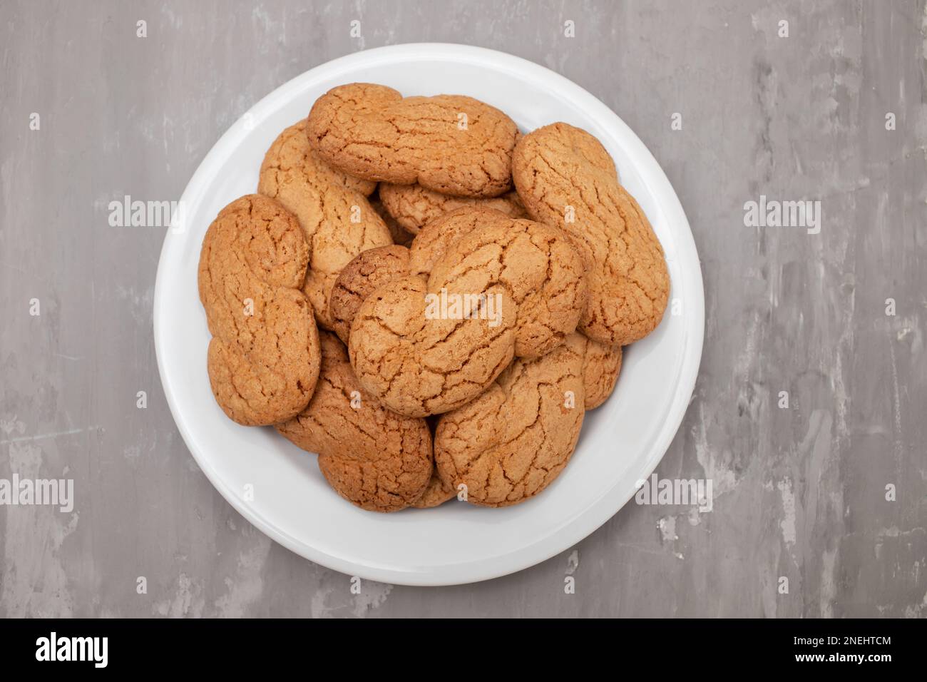 Christmas cookie font letter hi-res stock photography and images - Alamy