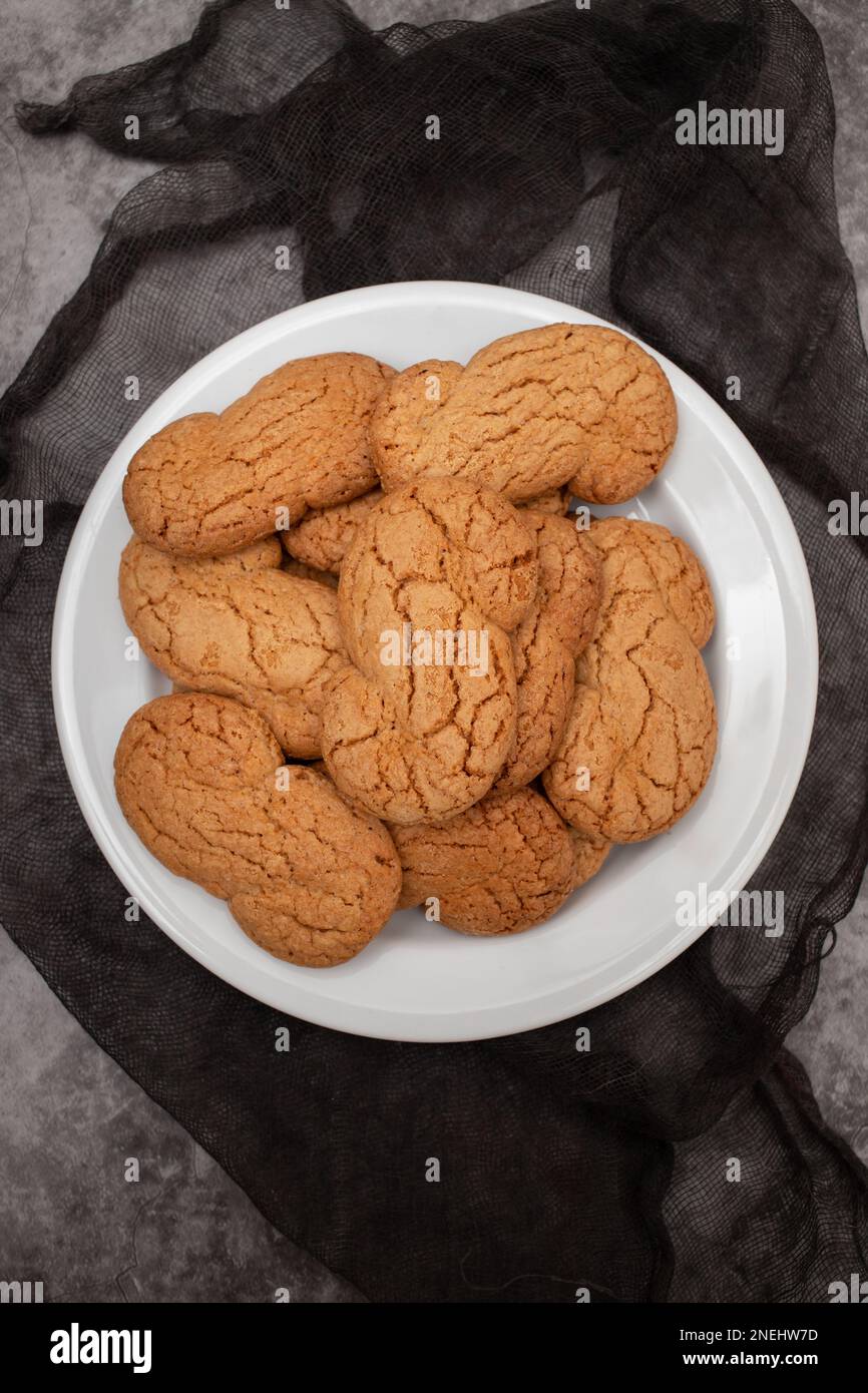 Christmas cookie font letter hi-res stock photography and images - Alamy