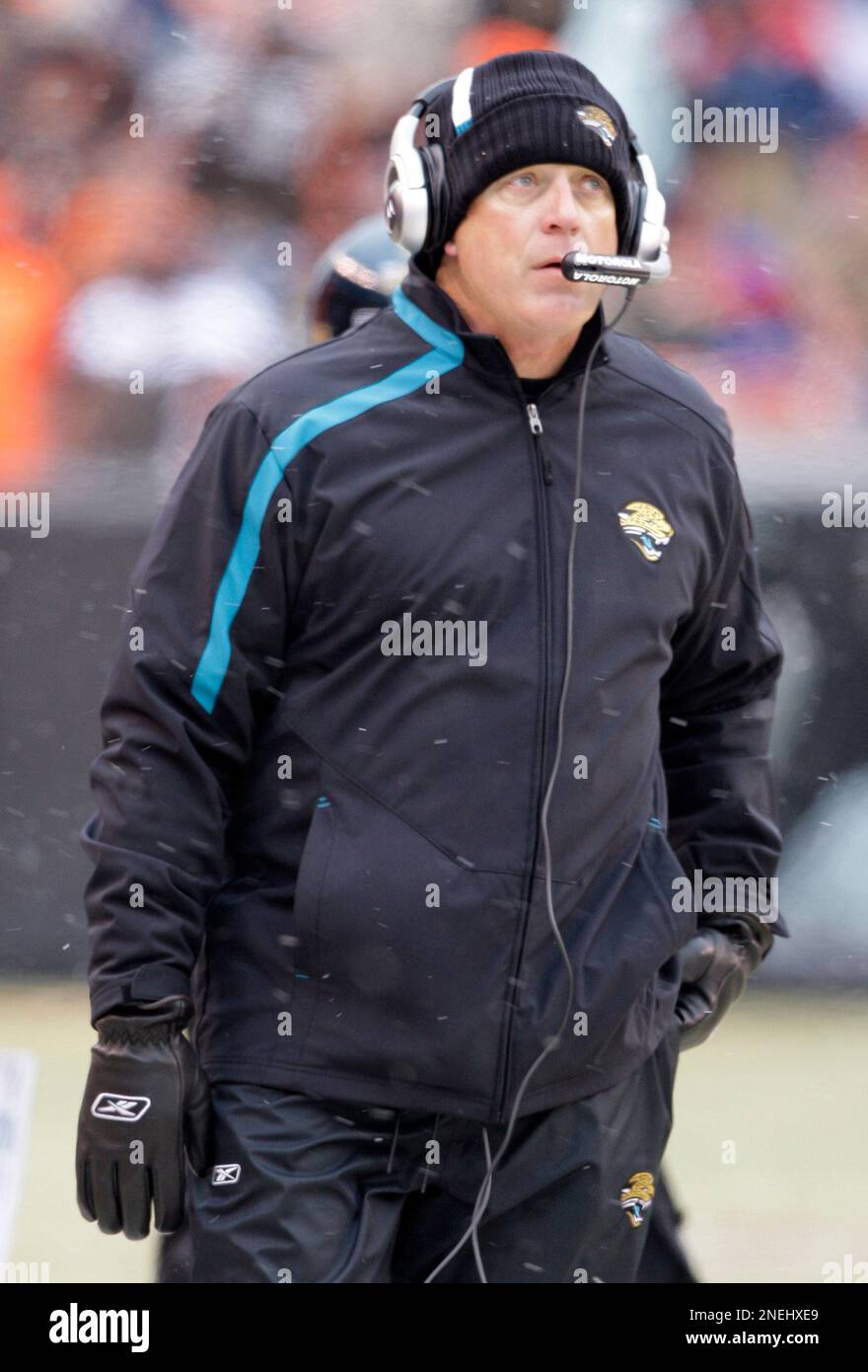Jacksonville Jaguars head coach Jack Del Rio works the sidelines ...