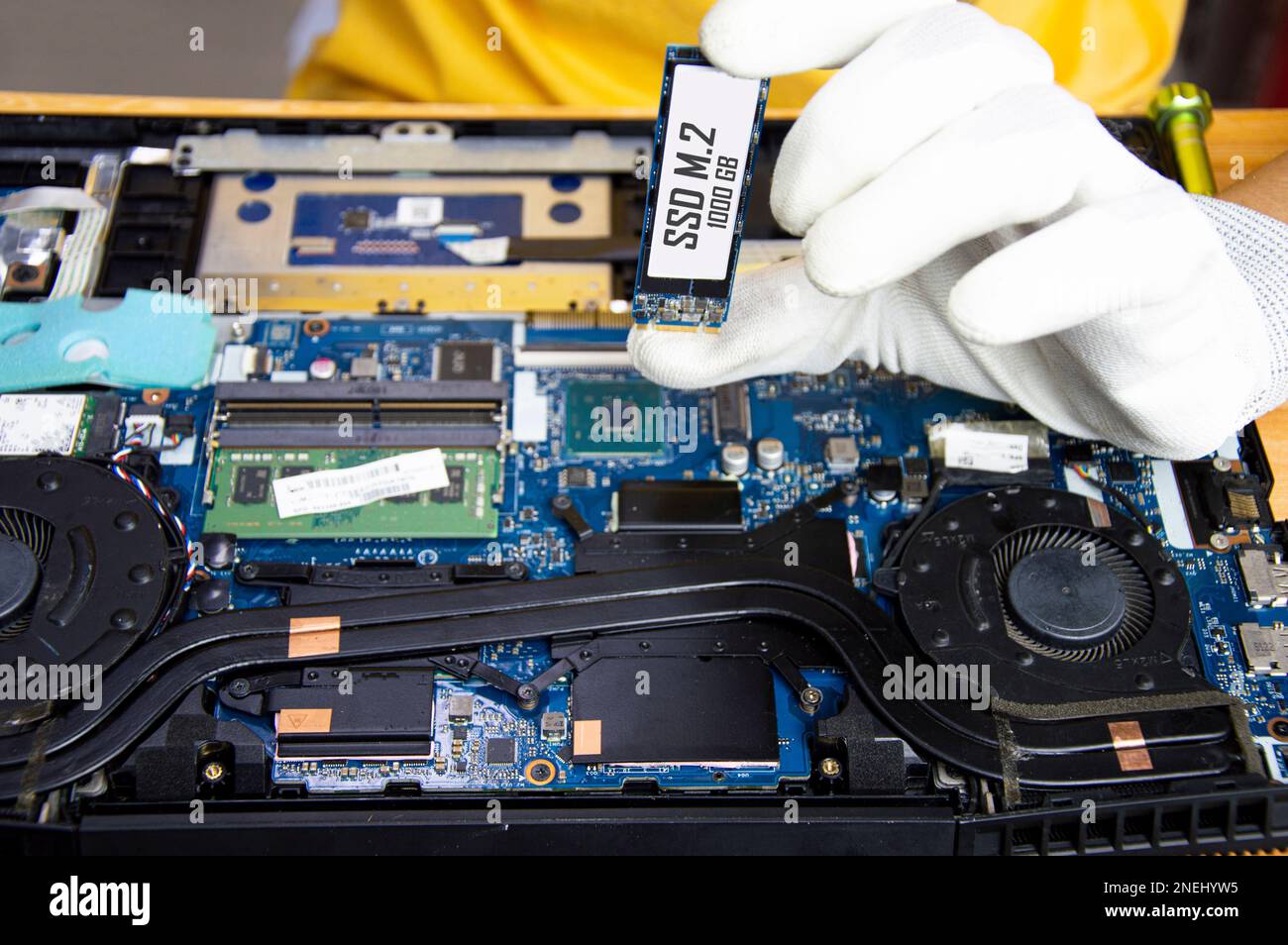 SSD M.2 is very popular new technology, small size and high performance ...