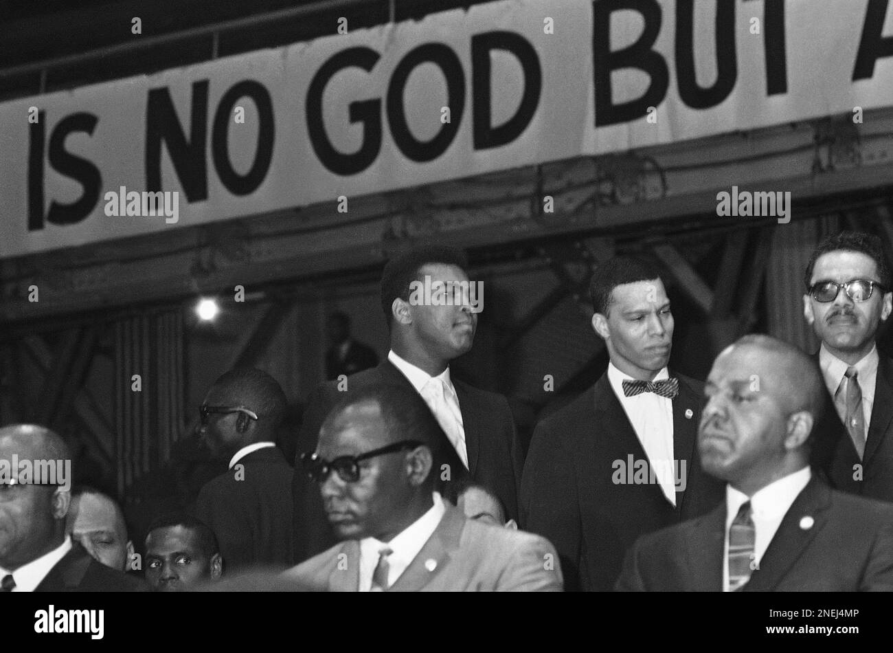 Muhammad Ali ?Cassius Clay?, world heavyweight champion, claps after ...