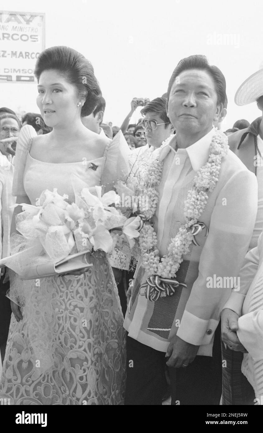 Mrs.Imelda Marcos, first lady of the Philippines, cuts ribbon ...