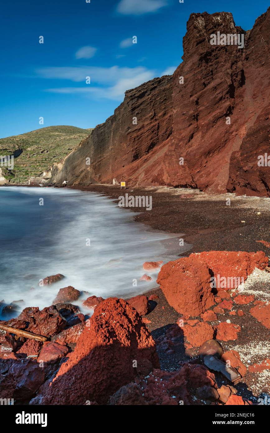 Santorini beaches hi-res stock photography and images - Alamy