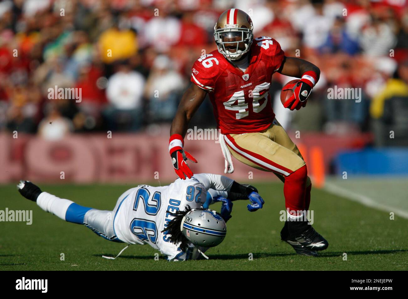 San Francisco 49ers tight end Delanie Walker (46) runs past Detroit ...