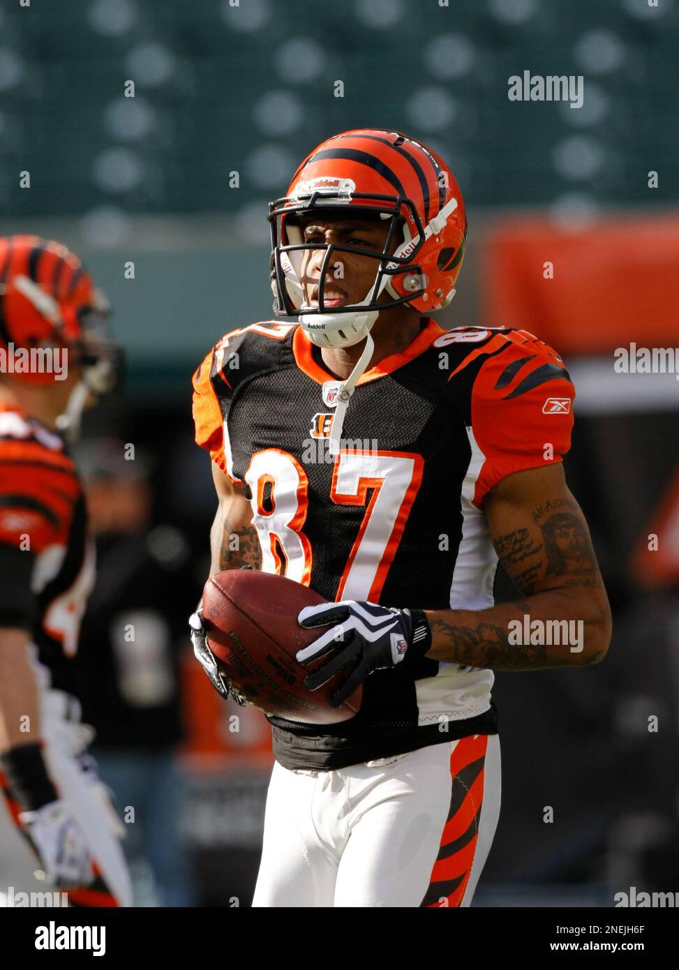Cincinnati Bengals receiver Andre Caldwell (87) warms up prior to their ...