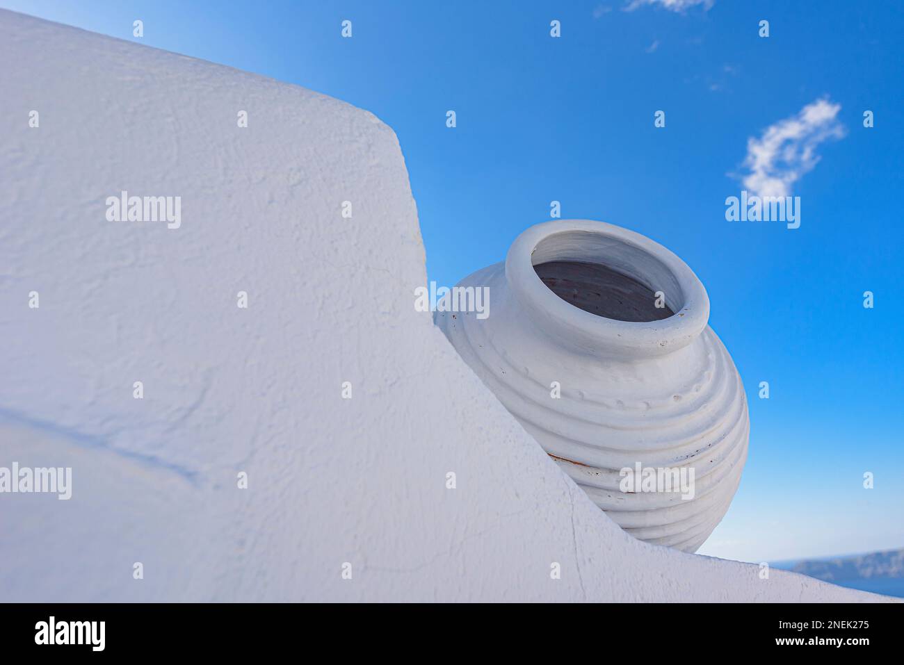 Ornamental amphora greece hi-res stock photography and images - Alamy