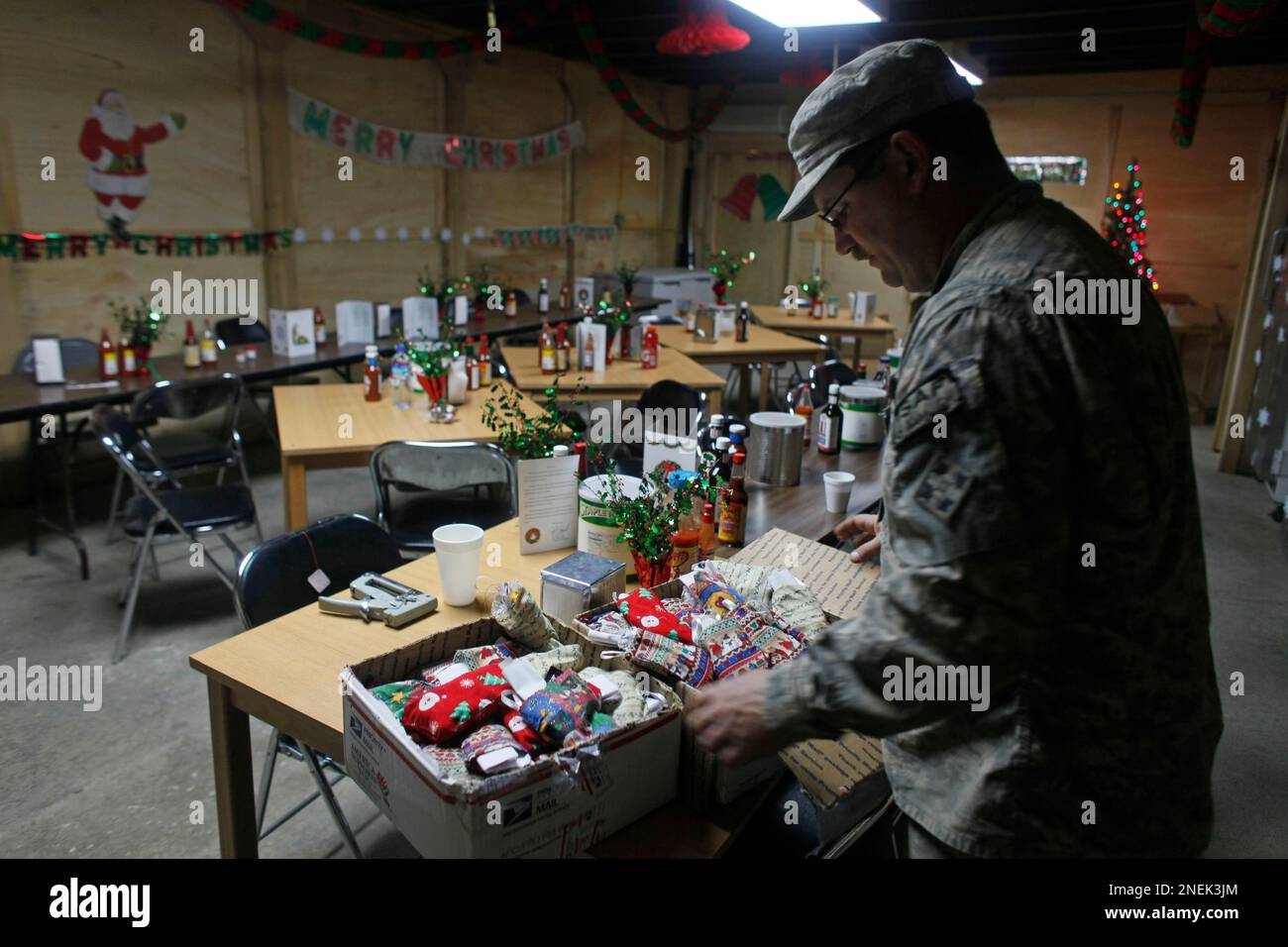 Spc. Ryan Taylor, from Colorado Springs, Colo., belonging to Fox ...