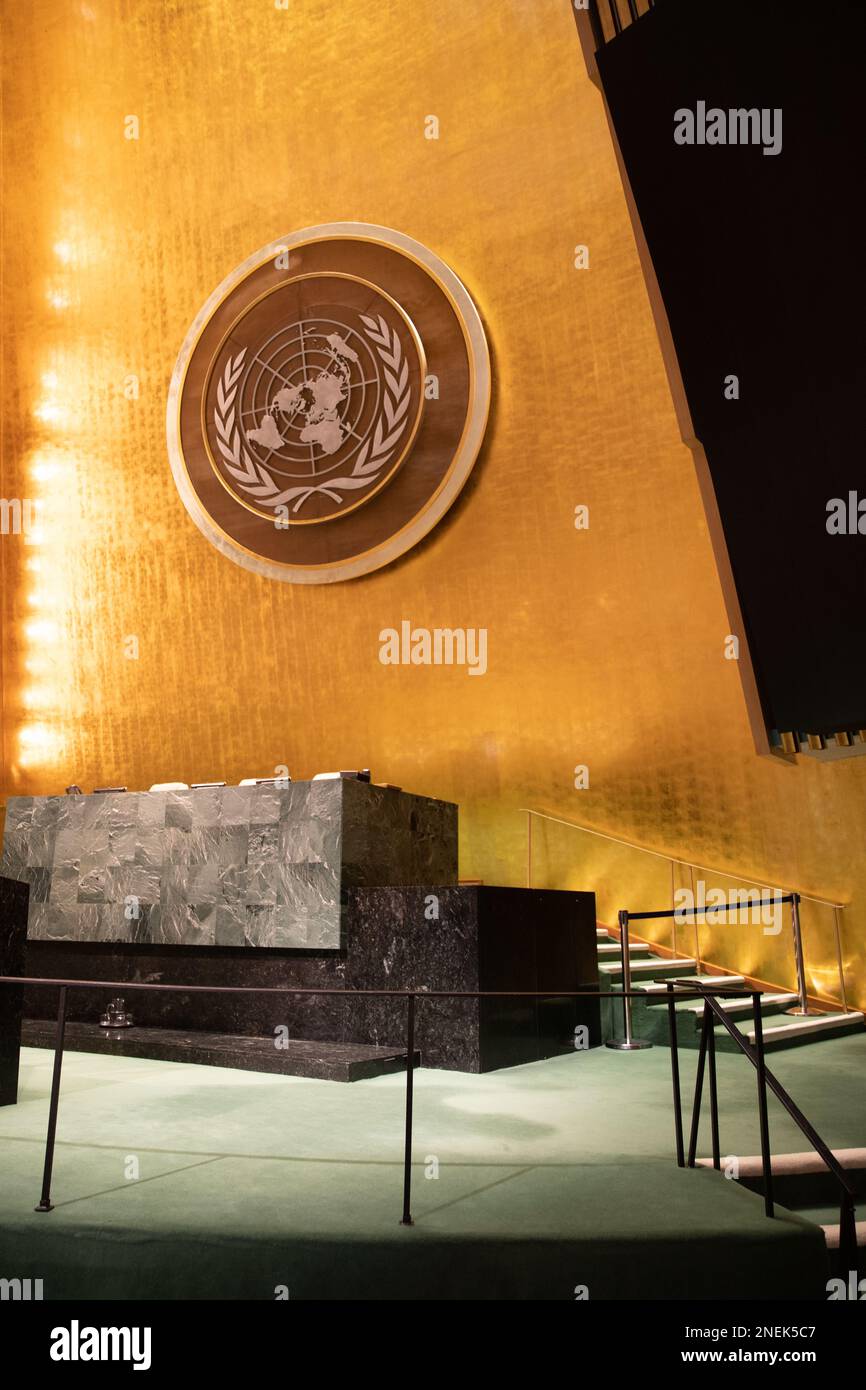 united nations general assembly podium in manhattan Stock Photo - Alamy