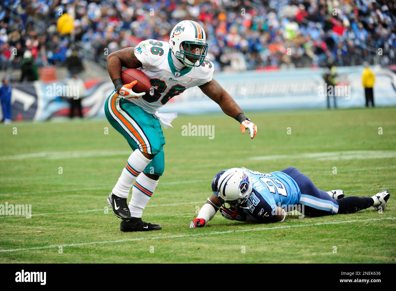 Visanthe Shiancoe Titans