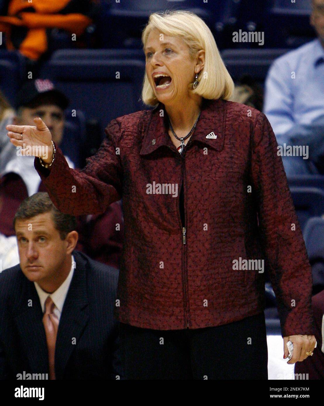 Mississippi State head coach Sharon Fanning-Otis reacts in the second ...