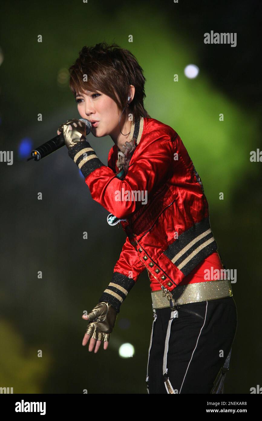 Chinese singer Liu Liyang performs during the Star Live Concert in ...