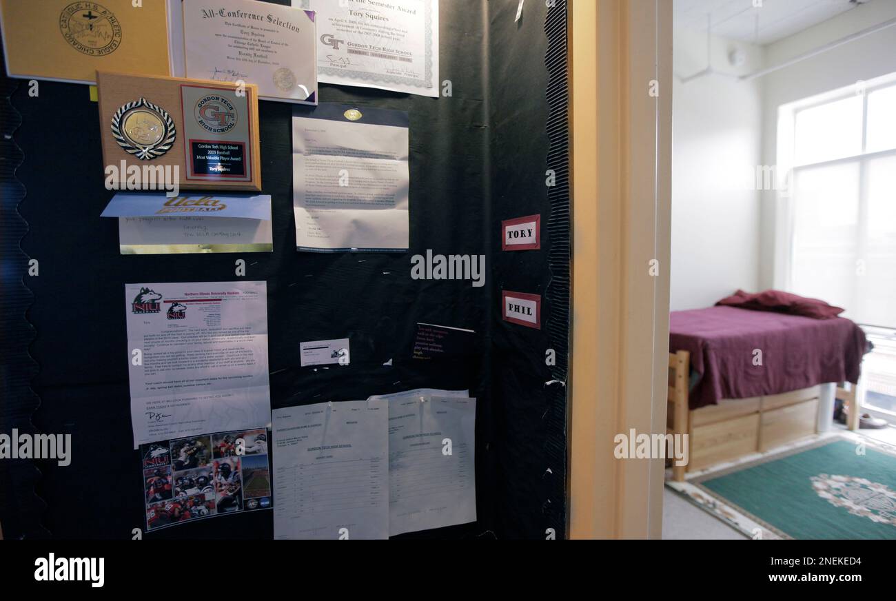 In this photo taken Dec. 17, 2009, in Chicago, Gordon Tech High School ...