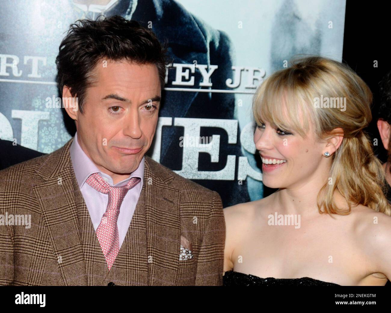 Rachel Mcadams And Robert Downey Jr Opinions On Sherlock Holmes (2009)
