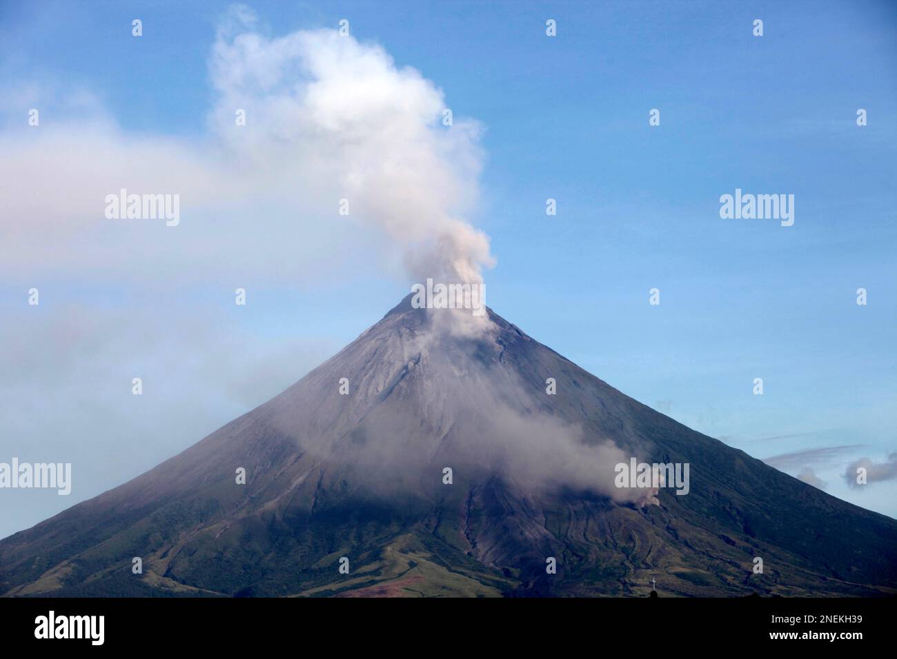 Mayon Volcano Eruption 2009