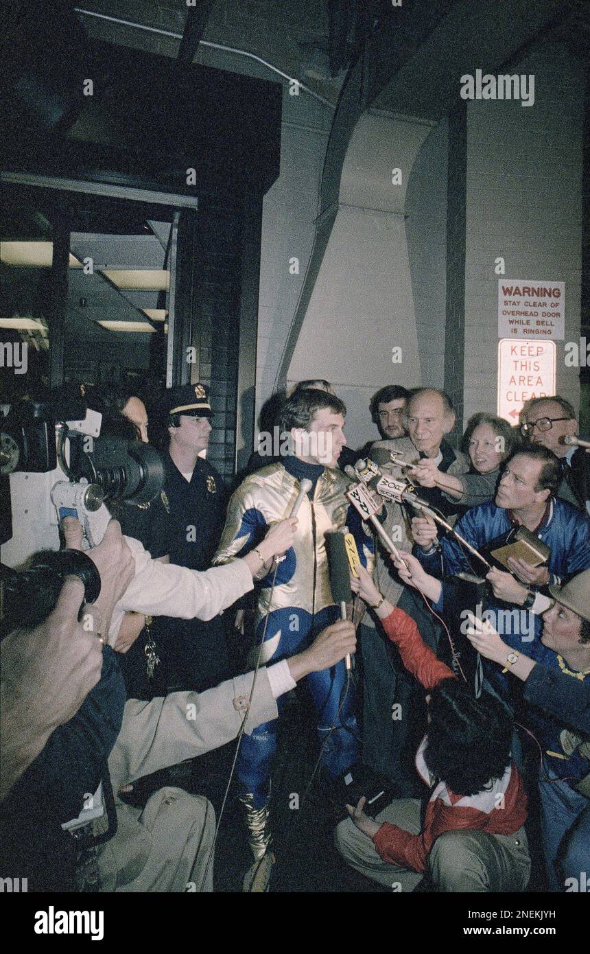 Dan Goodwin (self-styled ?Spider Dan?) news conference at the World ...