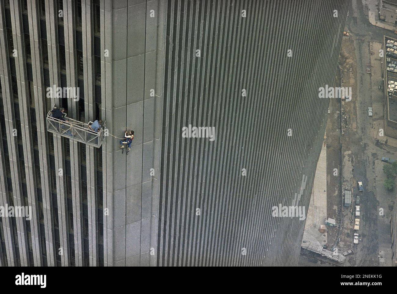 Daniel Goodwin (?Spider Man?) climbs the sheer face of the North Tower ...