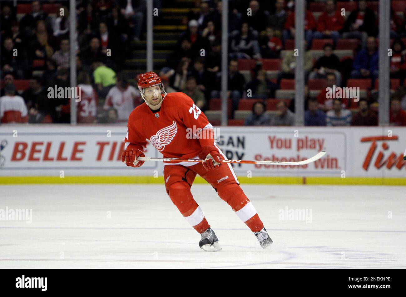 Detroit Red Wings defenseman Brad Stuart skates against the Dallas ...