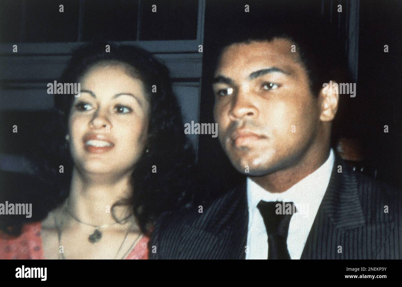 Heavyweight boxing champ Muhammad Ali with his new bride the former ...