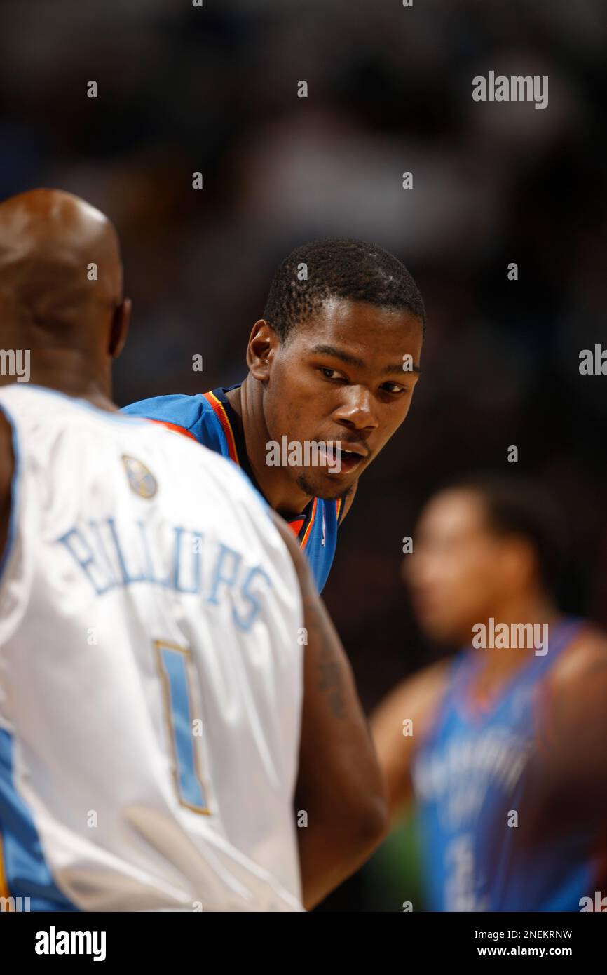 Oklahoma City Thunder forward Kevin Durant warms up before facing the ...