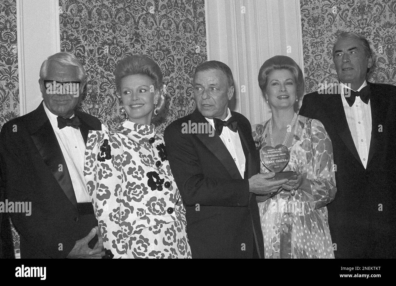 Entertainer Frank Sinatra, center, is honored with the Variety Clubs ...