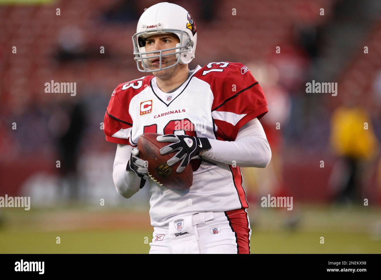 Arizona Cardinals quarterback Kurt Warner (13) during pregame of an NFL ...
