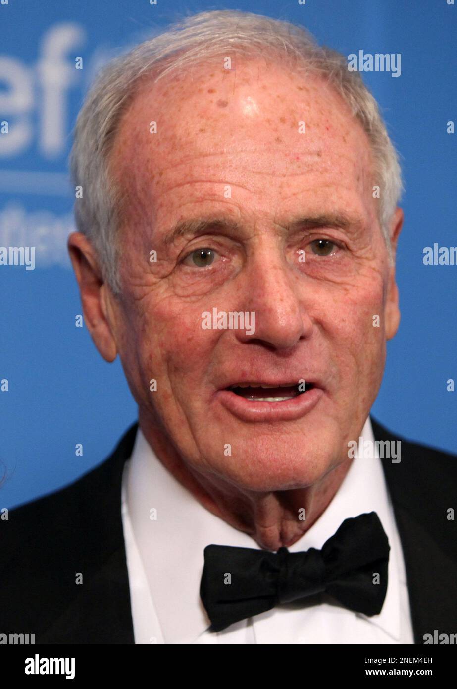 Jerry Weintraub arrives at the UNICEF Ball honoring producer Jerry ...