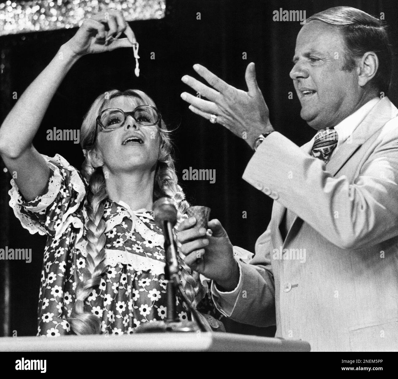 Actress Suzanne Somers and actor Dick Van Patten clown around during ...