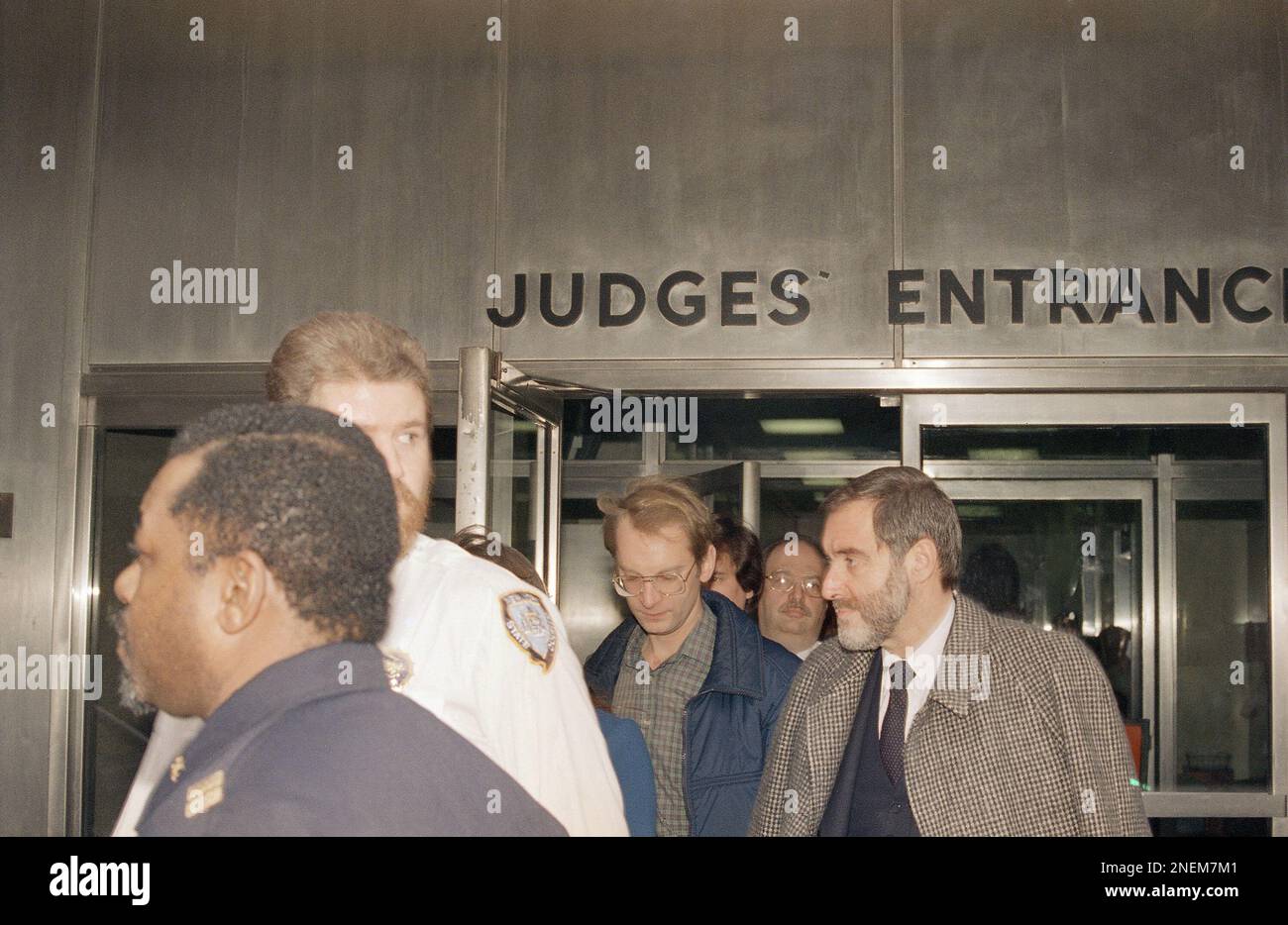 Bernhard Goetz, left, and his lawyer, Barry Slotnick, right, enter ...