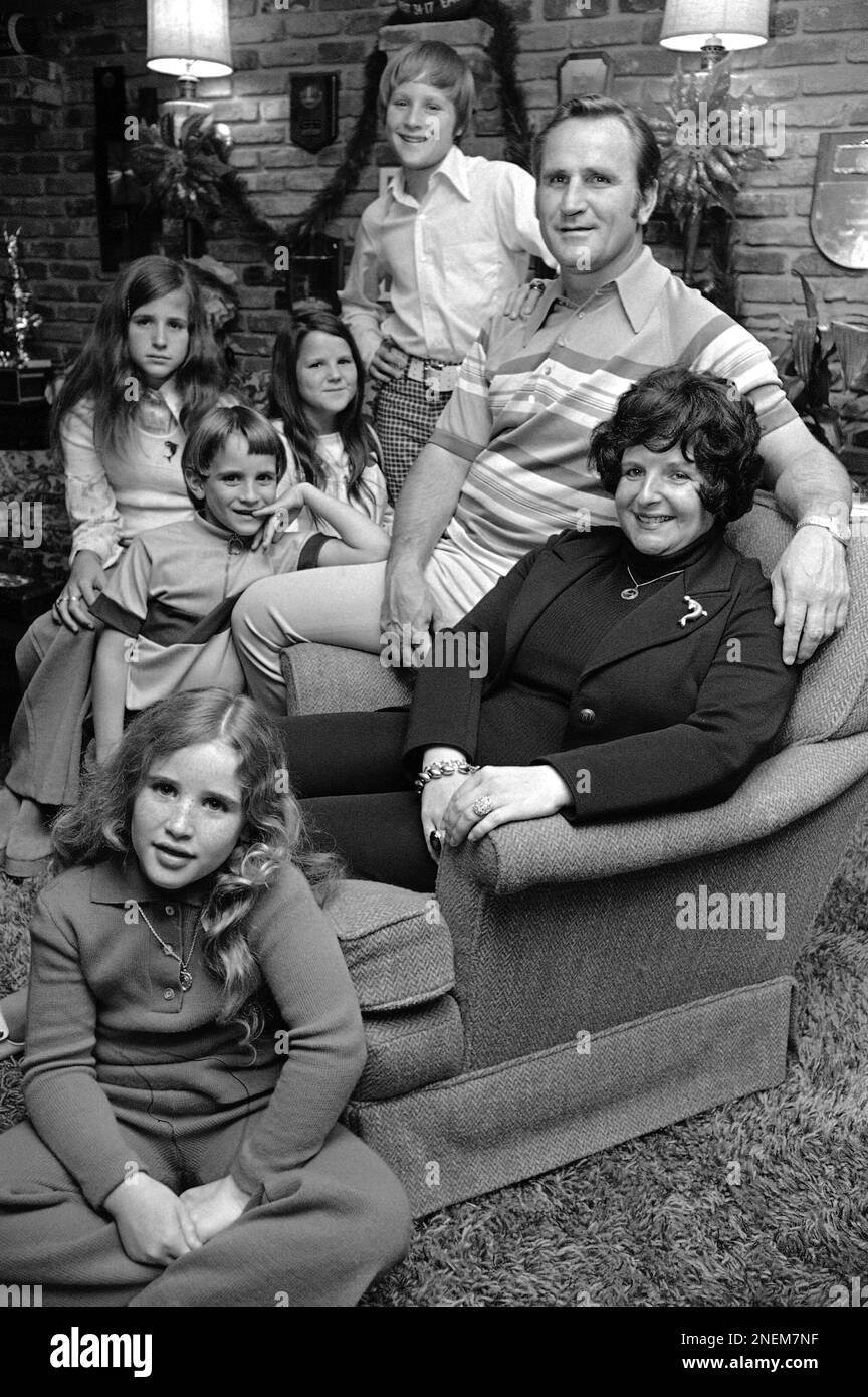 Miami Dolphin coach and wife Dorothy Shula pose with their five ...