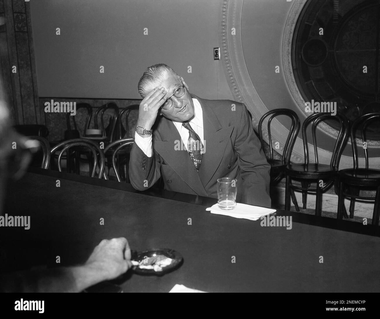 Rocco Fischetti of Chicago, appears before the Senate crime ...
