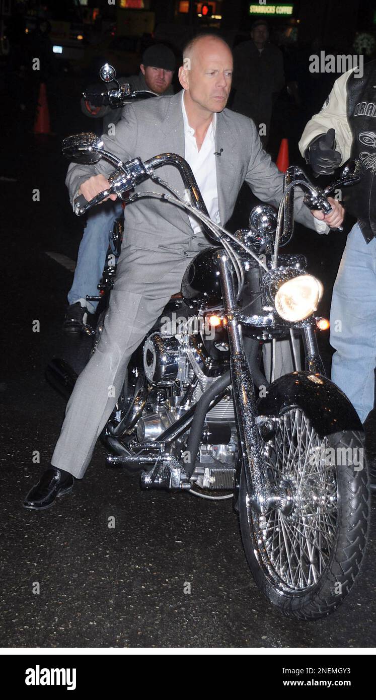 NEW YORK - JANUARY 17, 2008: Actors Bruce Willis, Sylvester Stallone ...