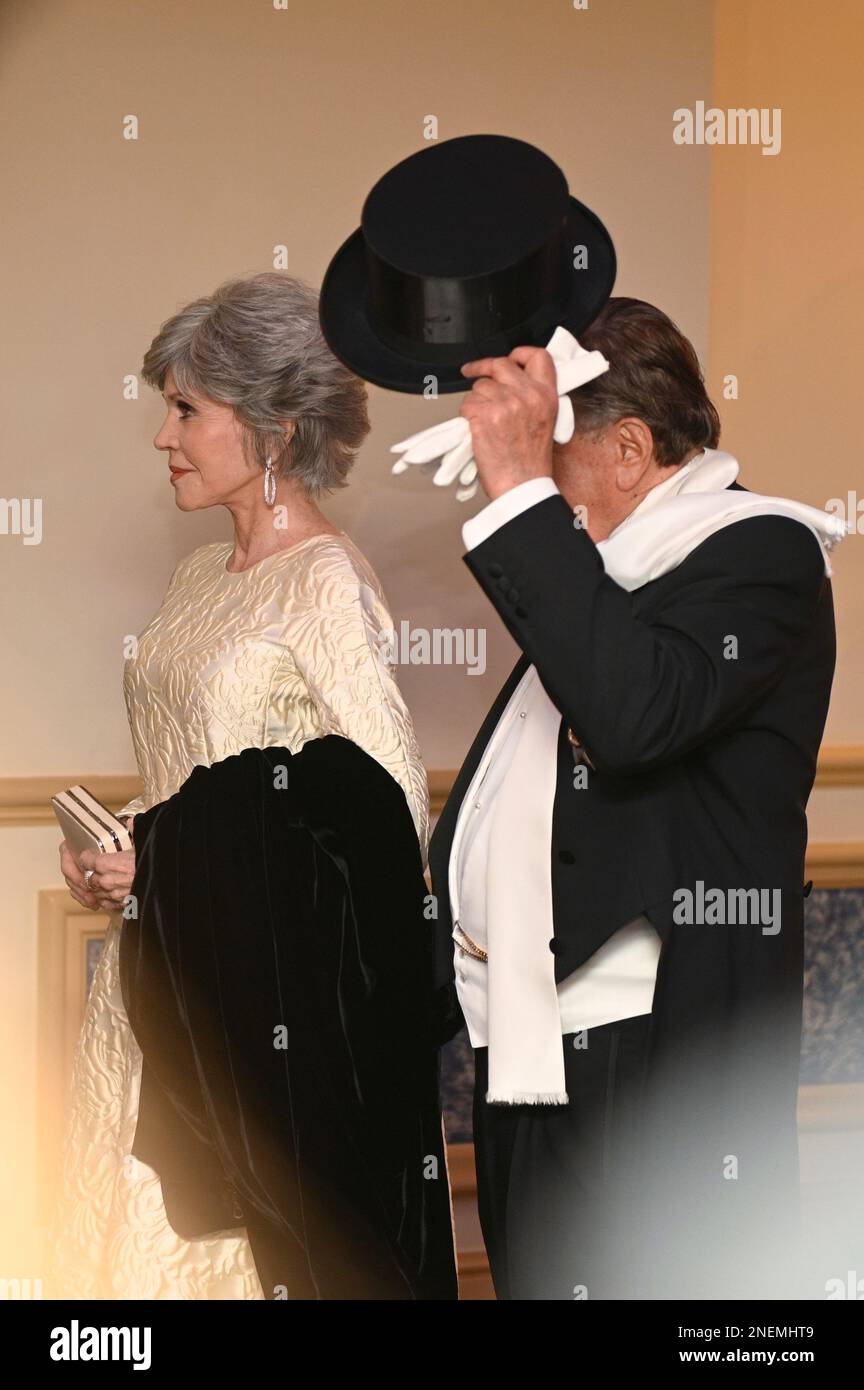 Vienna, Austria. 16th Feb, 2023. Photo session with Jane Fonda (L) and ...
