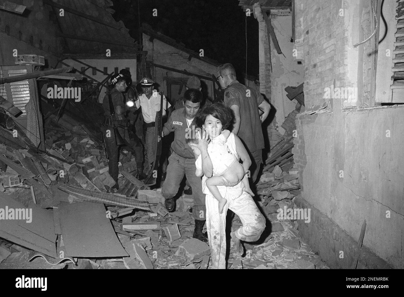 Vietnamese mother reflects the impact of her ordeal as she carries her ...