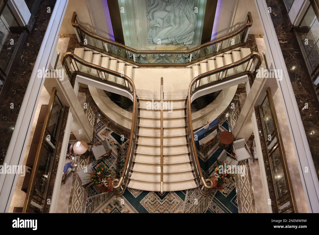 Cruise ship atrium hi-res stock photography and images - Alamy