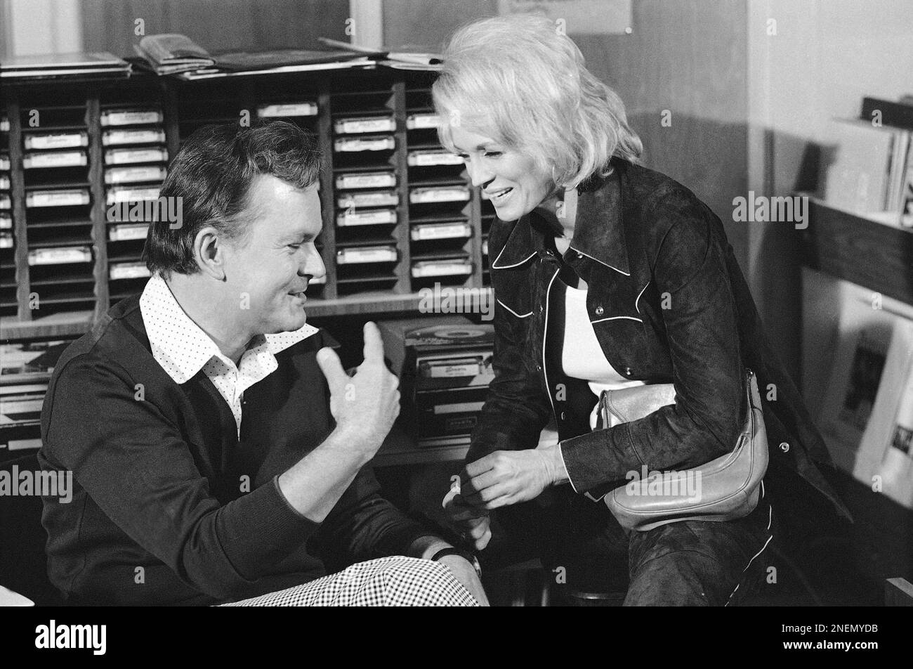 Actress Angie Dickinson on set with actor Bob Crane in October 1974 ...