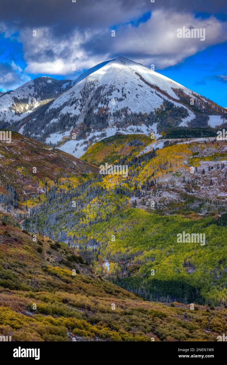 Early snow with aspen trees in fall color in the La Sal Mountains ...